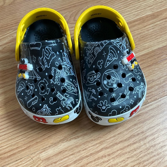 CROCS | Shoes | Mickey Mouse Light Up Crocs | Poshmark
